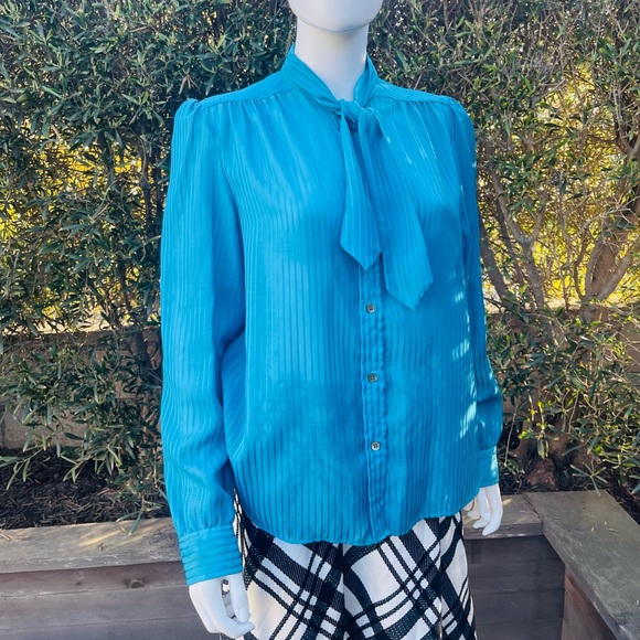 Evan Picone | Tops | Evanpicone Blue Blouse With Tie Around Neck | Poshmark